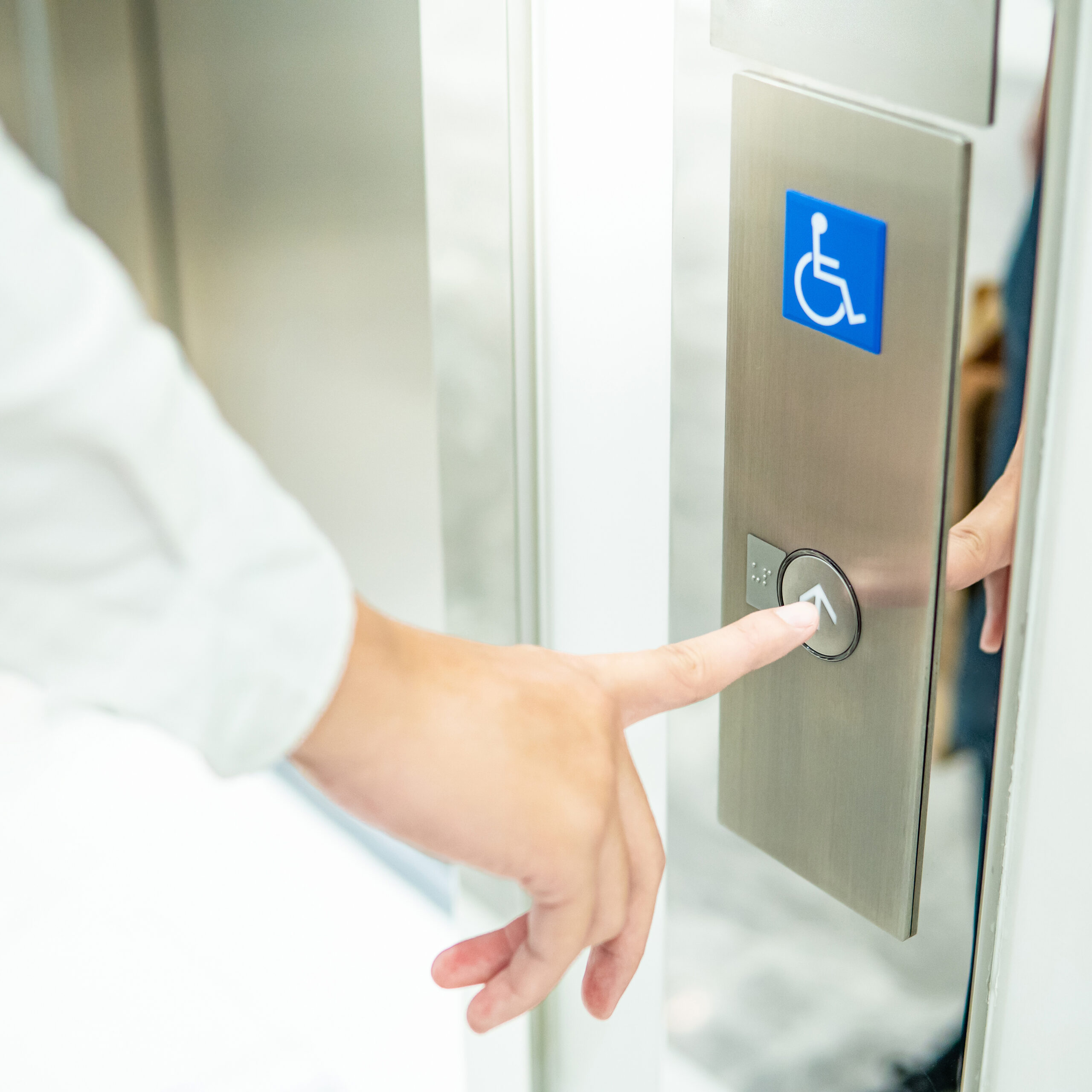 DDA Lifts – LEE ENGINEERING SERVICES.